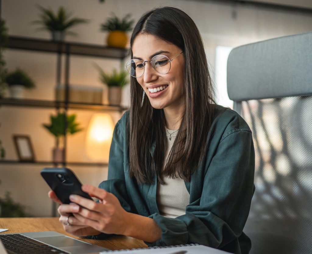 6 idées business IA rentables • CréActifs